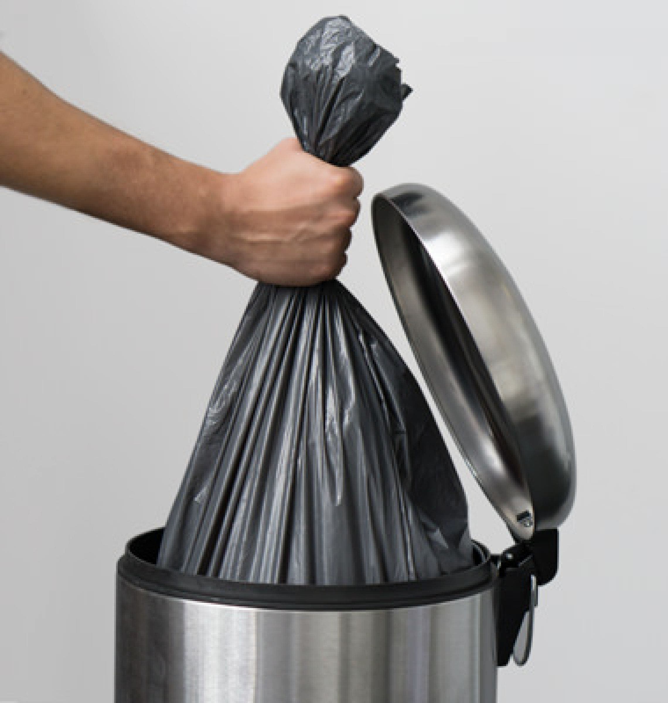 Prullenbak met afvalpers kopen? Joseph Joseph Waste Titan 20 liter en ...